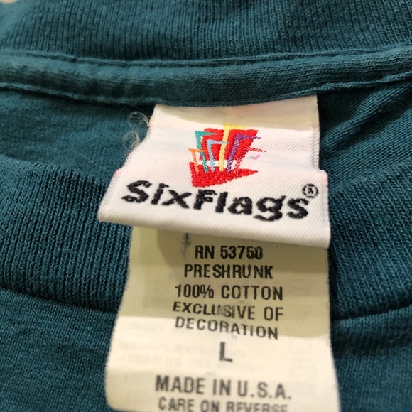 Six Flags | Shirts | Six Flags Marine World Big Graphic Vintage | Poshmark